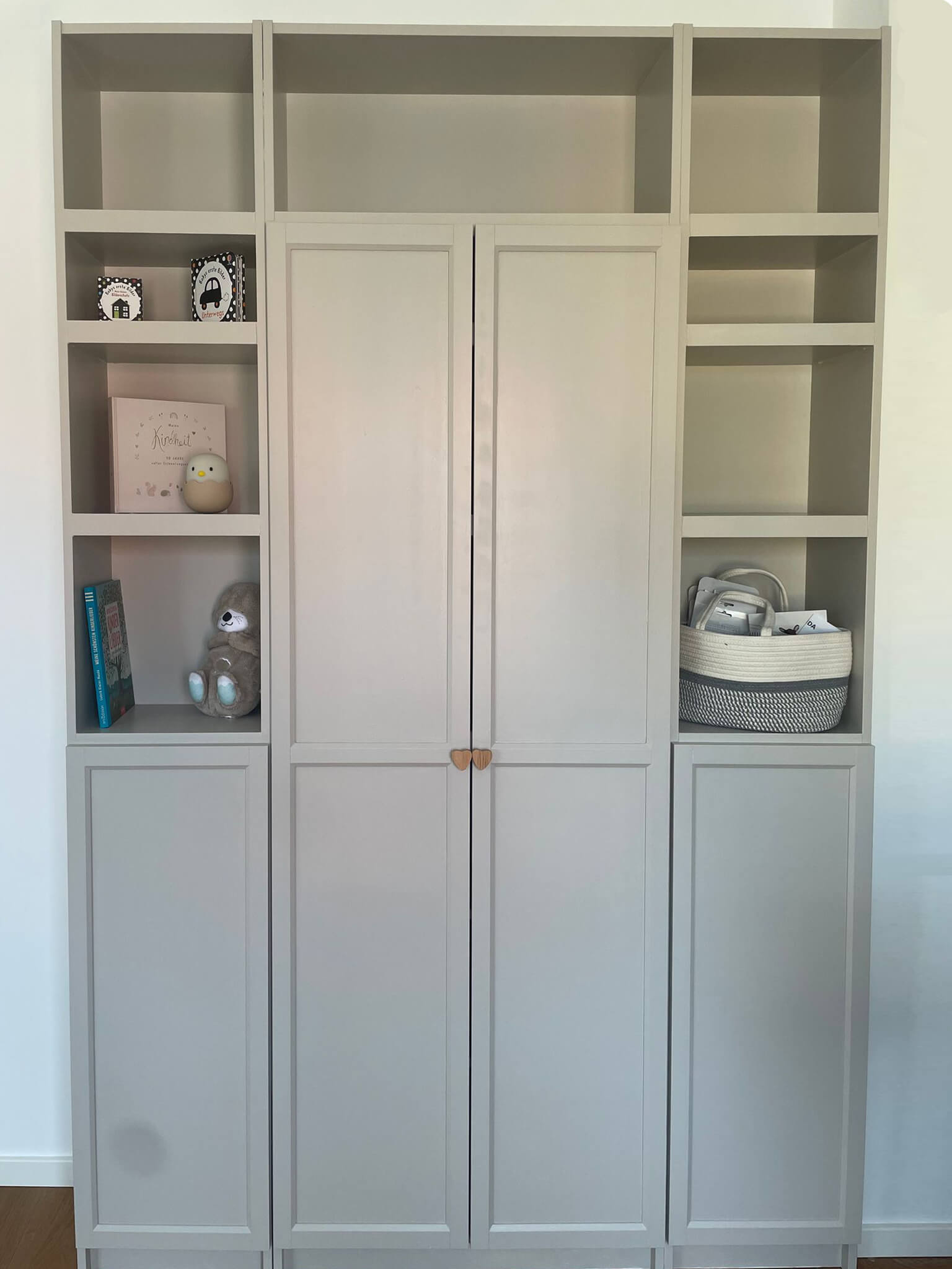 BILLY shelf hack: Redesigning an IKEA shelf| MissPompadour