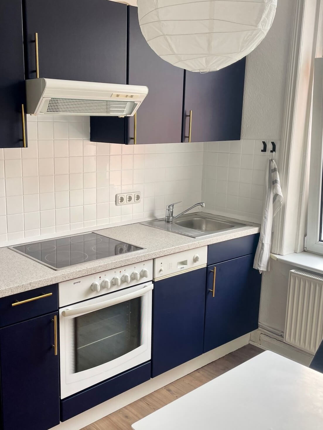 Painting the kitchen: with chalk paint & chalk varnish | Instructions