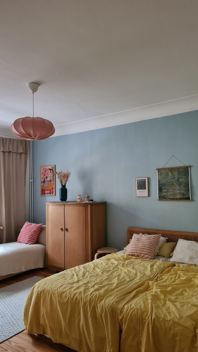 Painting a wall with a border: how to do it | MissPompadour