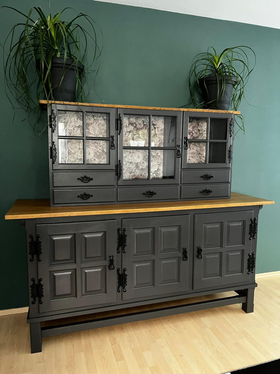 Rustic oak paint: A new look for oak furniture