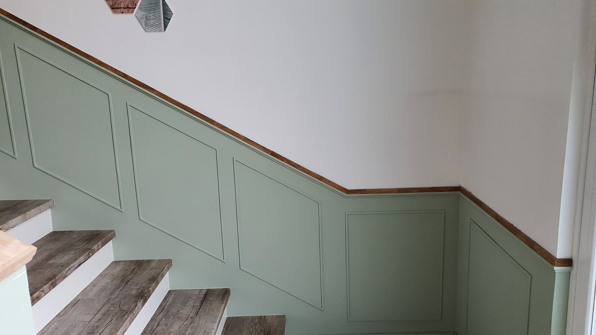 Wall panelling DIY: Build your own wood panelling