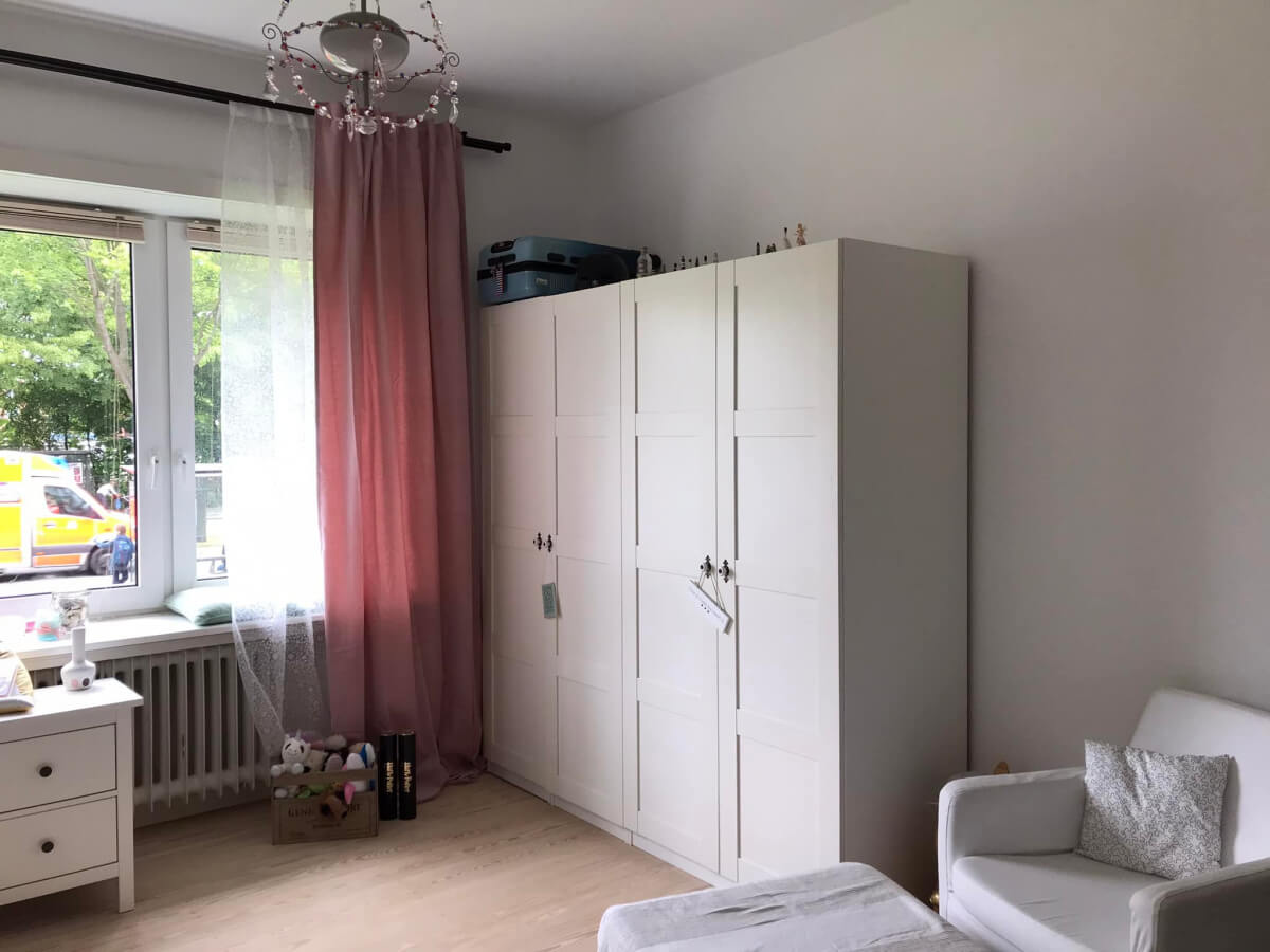 Painting IKEA PAX: Instructions | MissPompadour