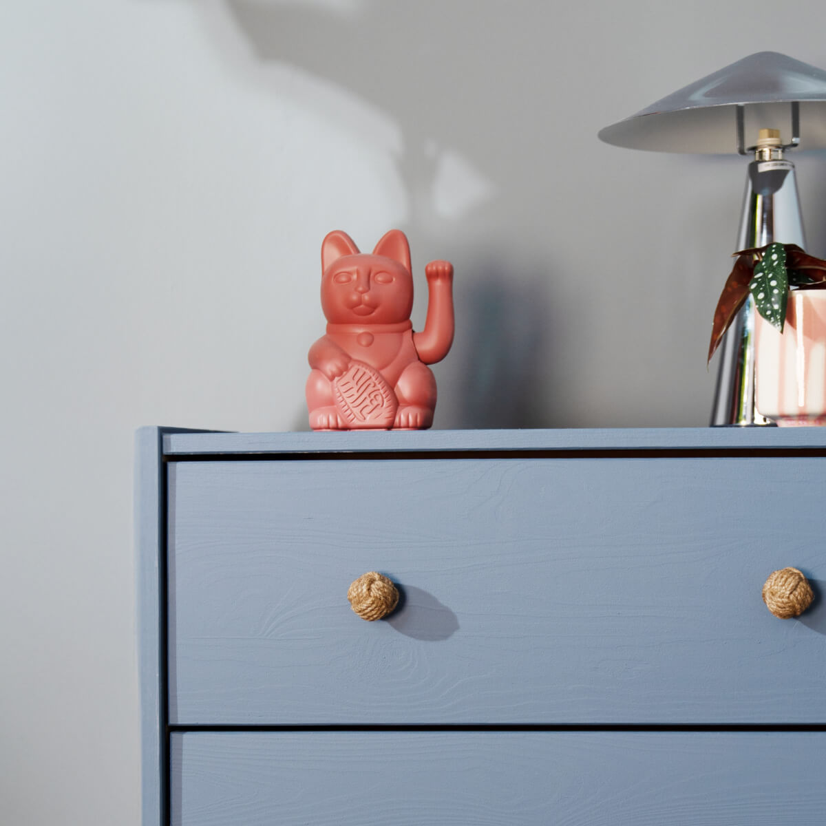 Painting IKEA PAX: Instructions | MissPompadour